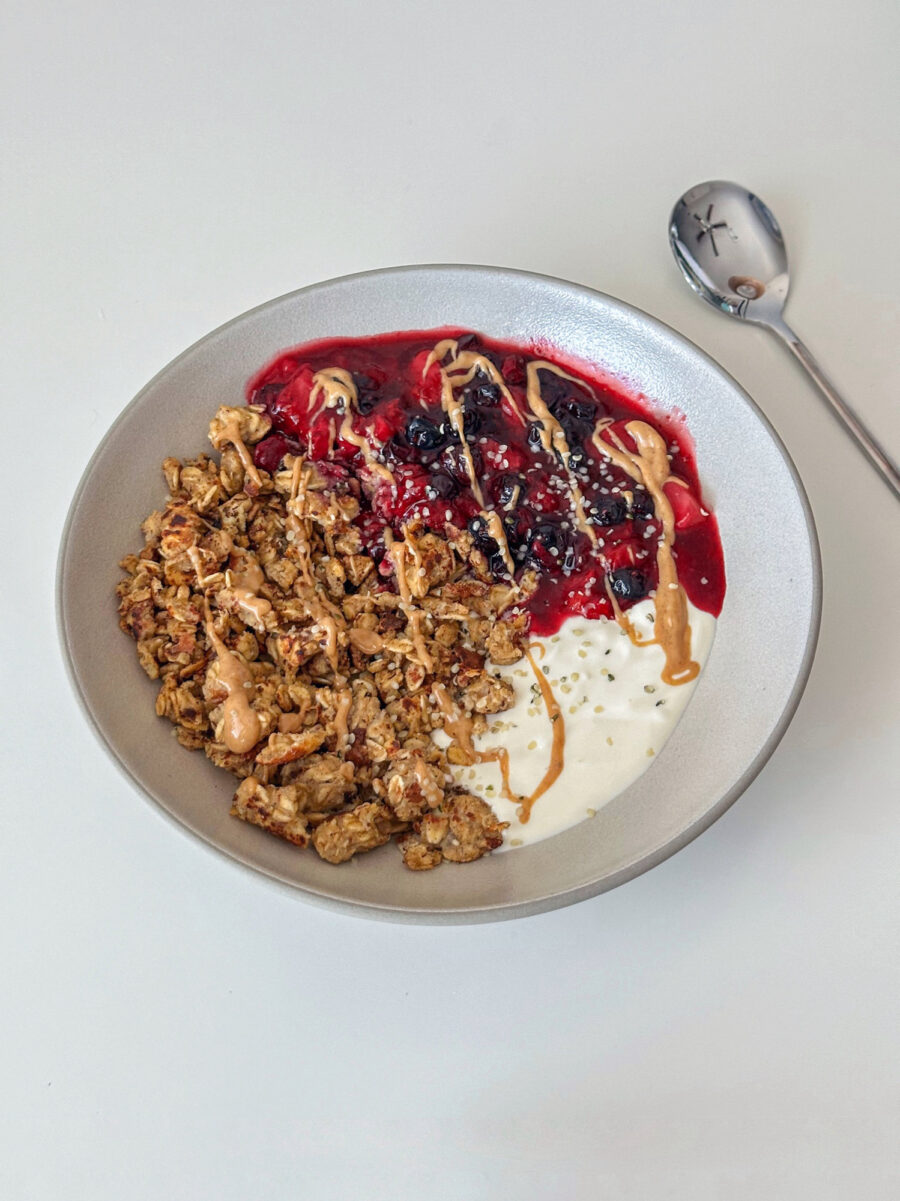 High Protein Scrambled Oats Bowl | Tisha's Veggie Eats